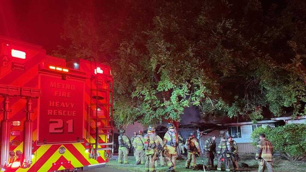 Cigarette sparks fire in garage of Fair Oaks home, Sacramento Metro ...