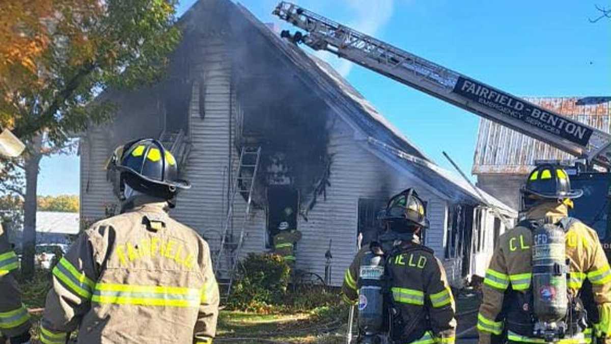 2 Maine firefighters injured while battling Fairfield house fire
