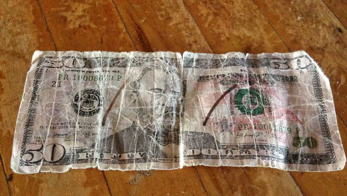 Restaurant receives counterfeit $50 bill
