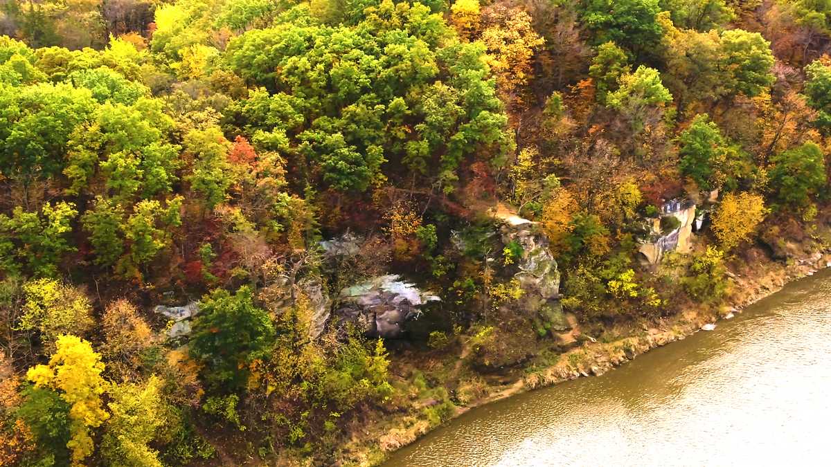 PHOTOS: Fall colors popping in central Iowa
