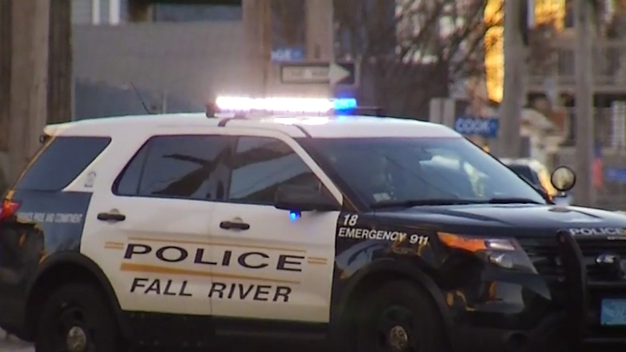 14- and 15-year-old girls accused in armed bank robbery