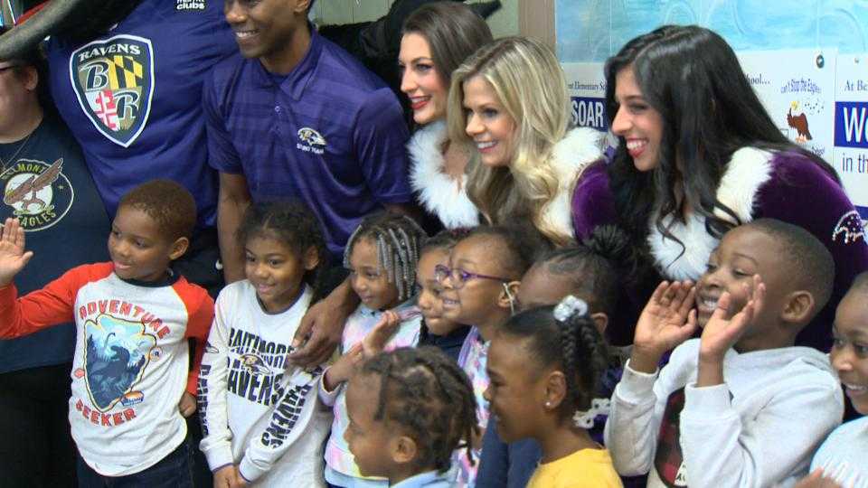 Food giveaway helps Baltimore families in need during holidays