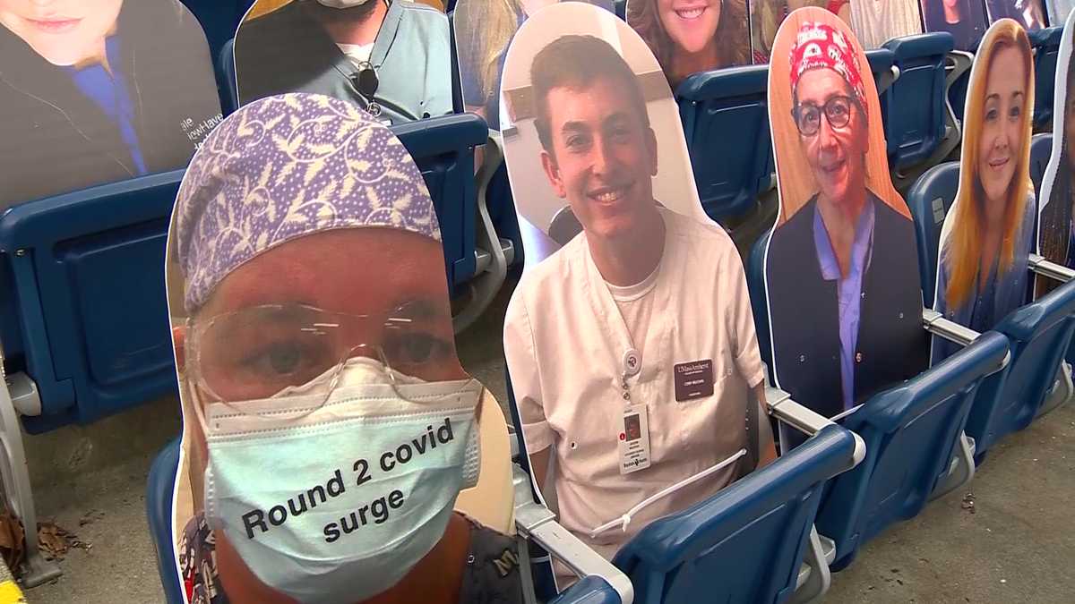 Are those fans?! How the Patriots are honoring health care heroes at ...