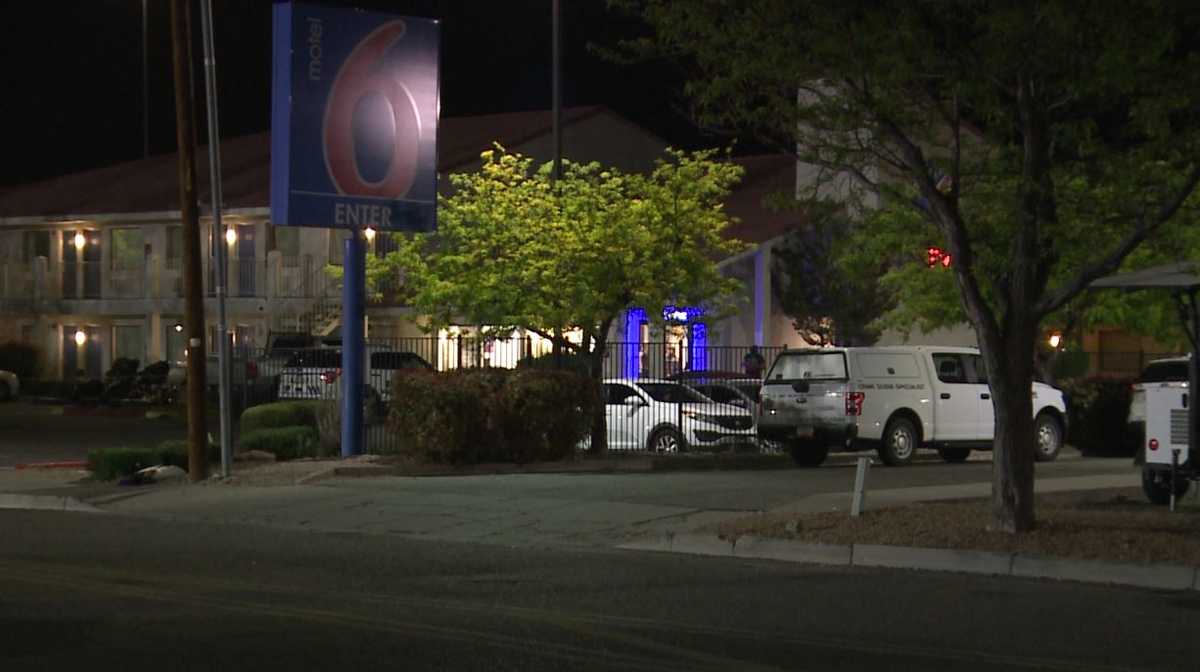 One person dead in northwest Albuquerque shooting