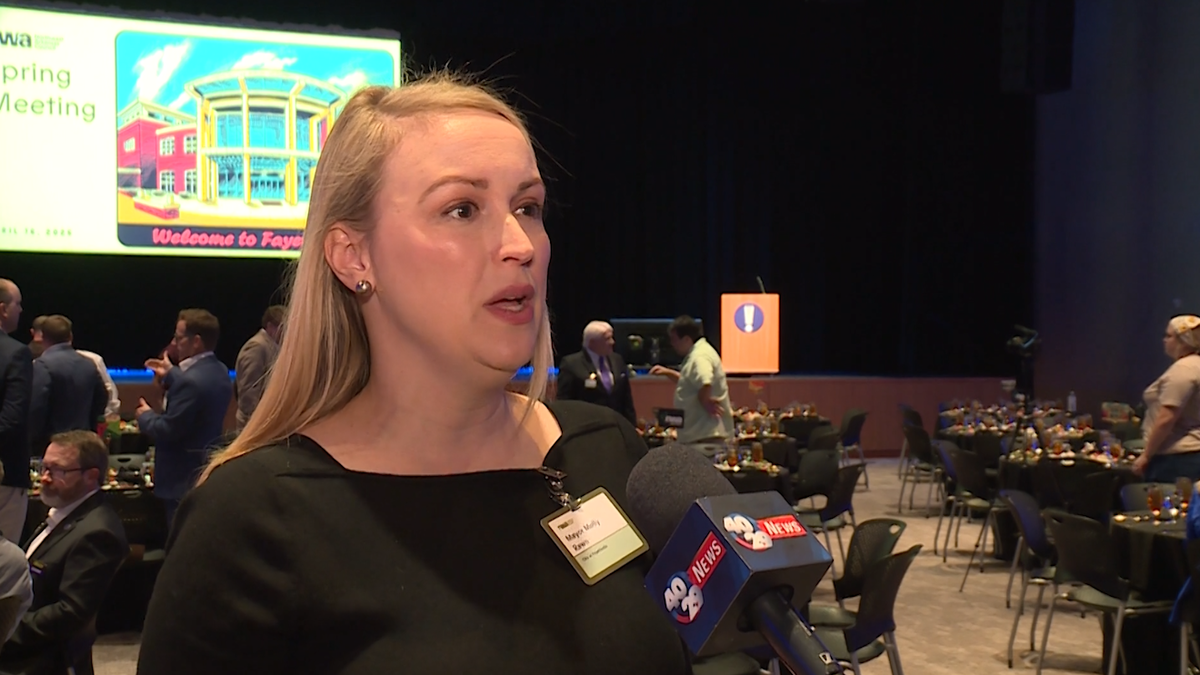 Fayetteville police clarify stance after ICE spotted on I-49