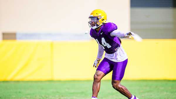 PHOTO GALLERY: LSU Tigers put on the shoulder pads for the first time ...