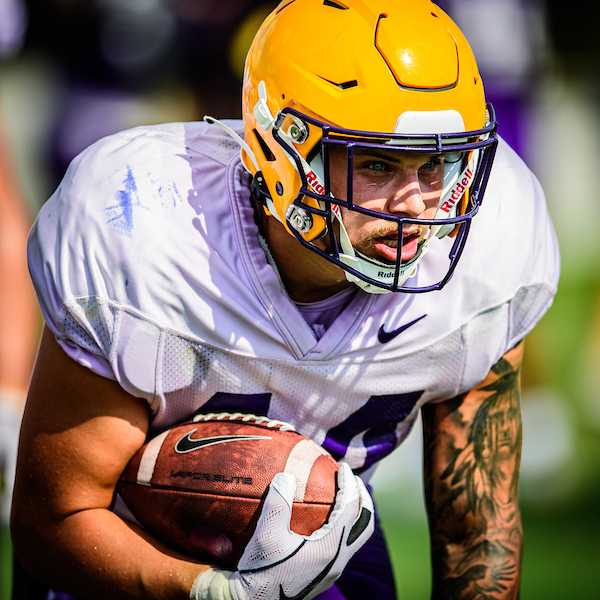 PHOTO GALLERY: LSU Tigers put on the shoulder pads for the first time ...