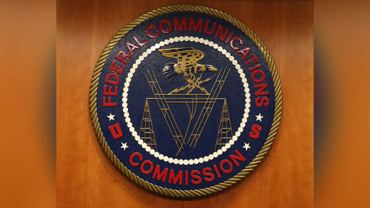 FCC approves plan to 'modernize media ownership rules'