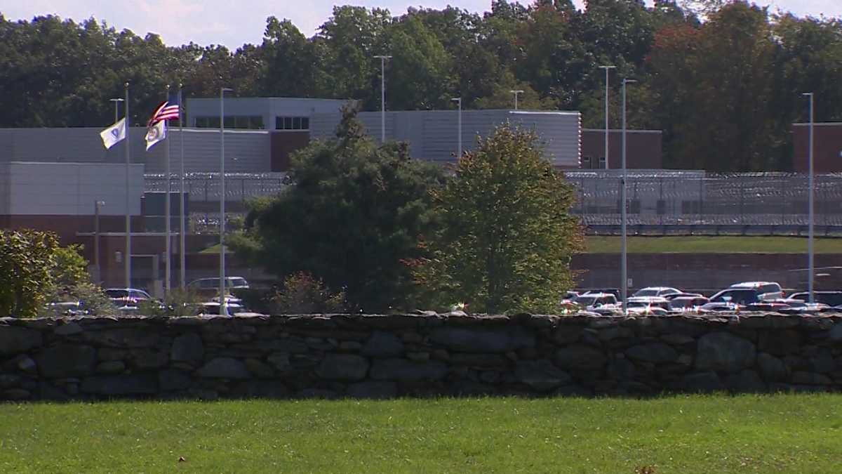 New push to end solitary confinement in federal prisons, including ...