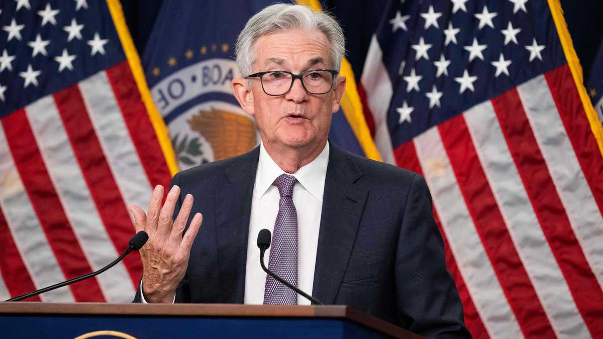 Federal Reserve faces economic uncertainty amid tariffs, recession fears