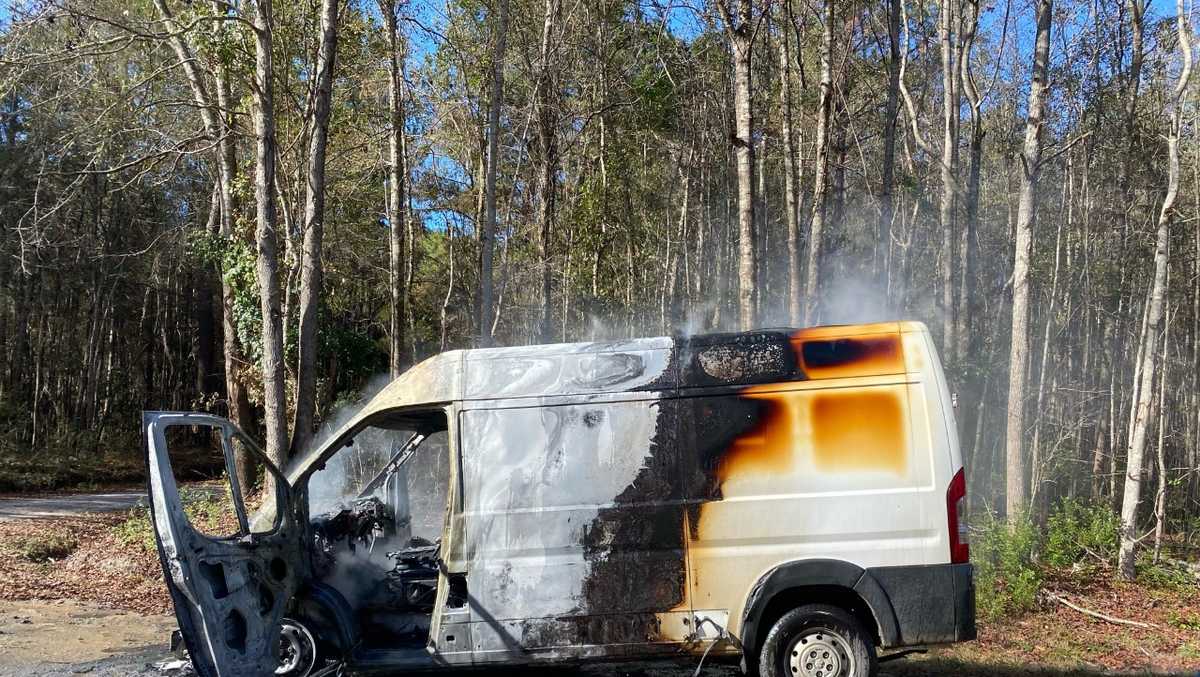Liberty County: FedEx truck and packages damaged in Midway fire