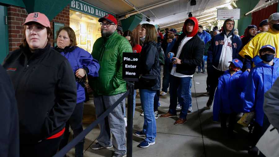 How Fenway Park, TD Garden looked on first day of full capacity