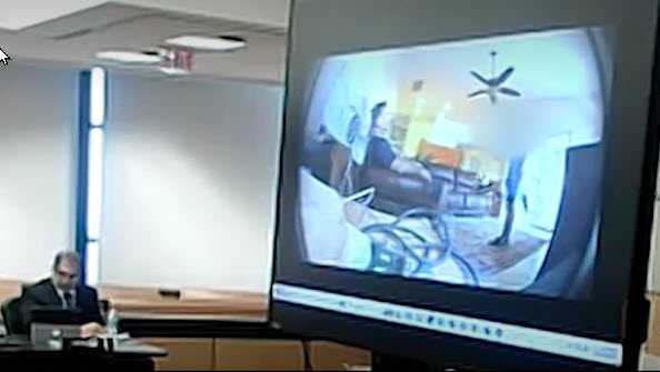 Defense expert scores for defense and prosecution in "Boy in the Box" trial