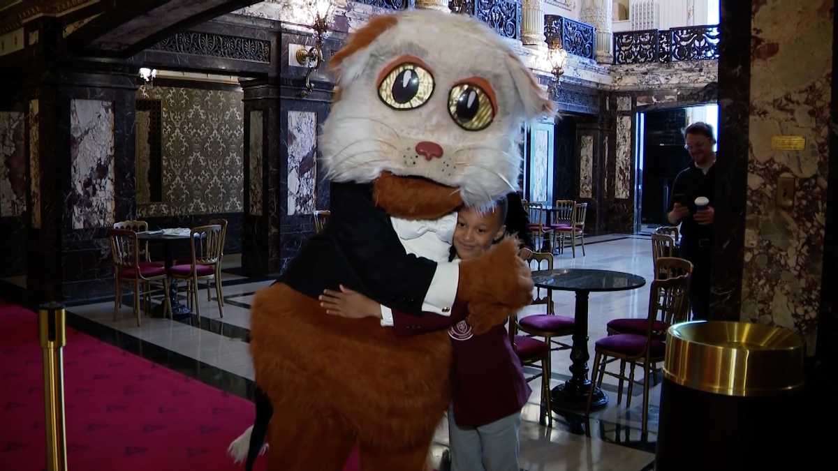 Boy's dream comes true meeting Fiddlesticks at Pittsburgh Symphony ...