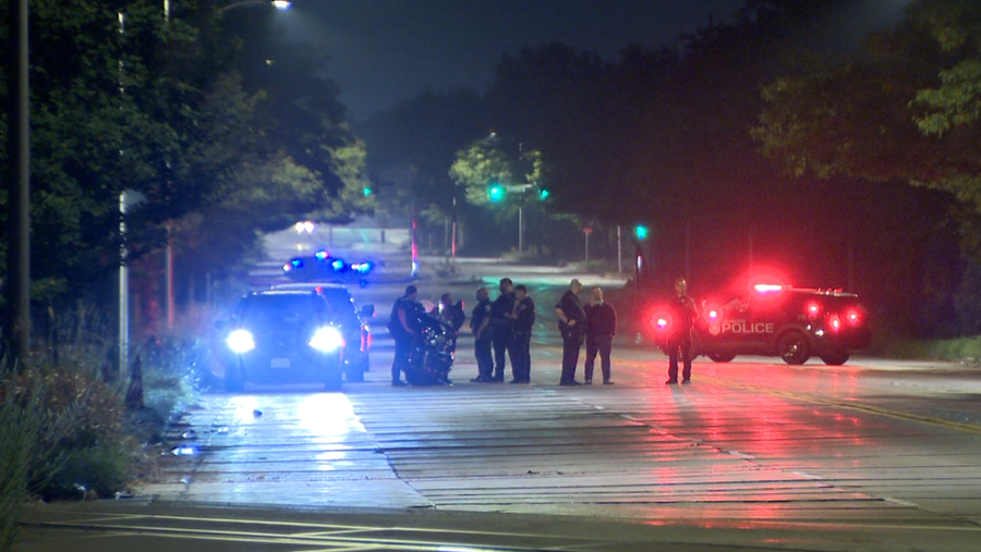 1 dead after fiery single-vehicle crash in Milwaukee