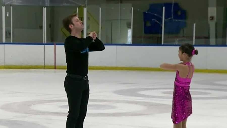 Outdoor ice rink in Roseville opens Sunday