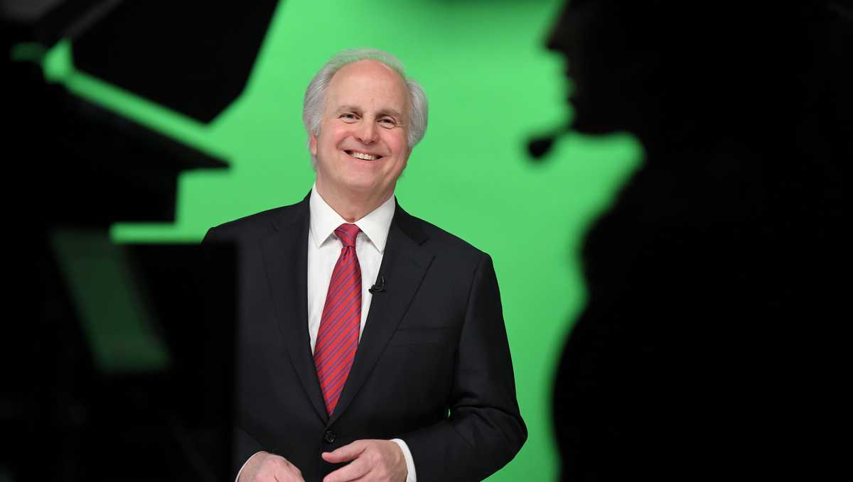 WCVB general manager Bill Fine announces plans to retire later this year