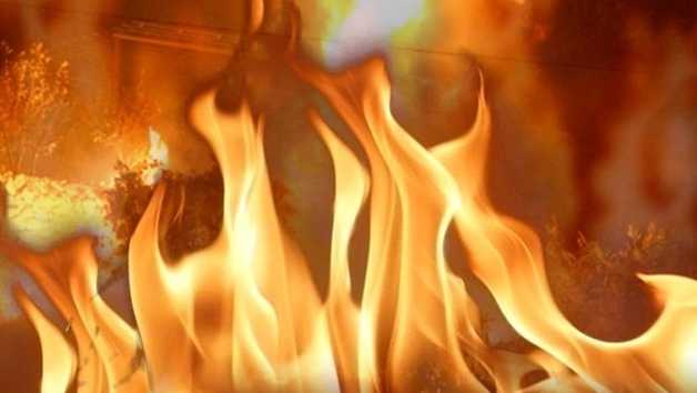 Units respond to abandoned hotel fire