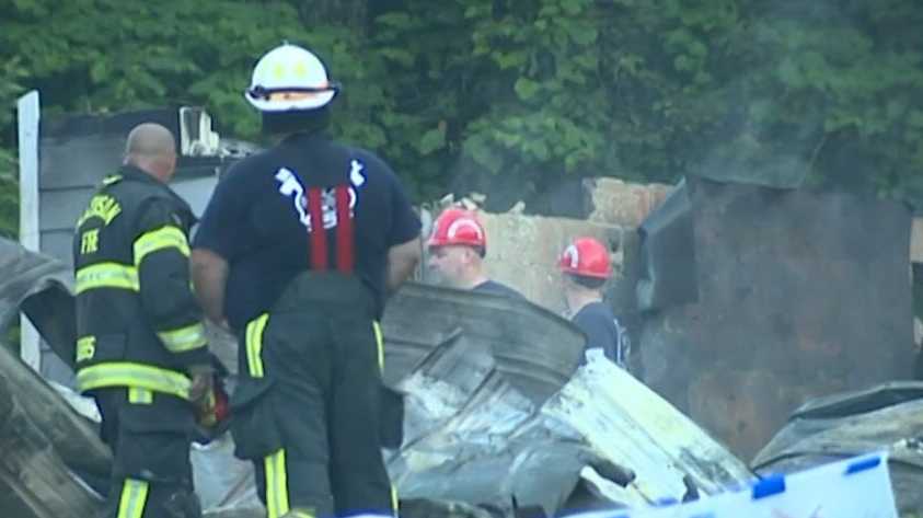 FD: 2 displaced after house fire in Butler County