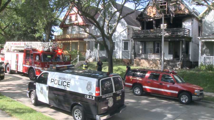 Washington Park fire that damaged three homes, displaced five families ...