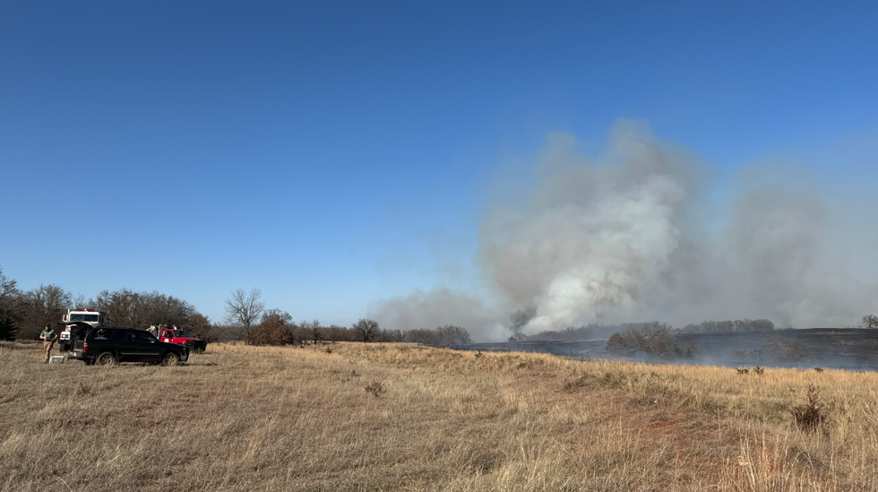Grass fires across Oklahoma City metro cause home evacuations