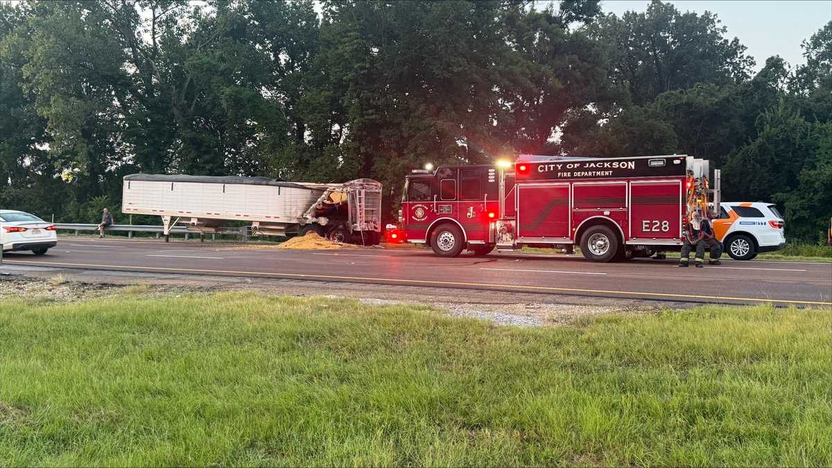 18-wheeler fire causes traffic backup on I-20