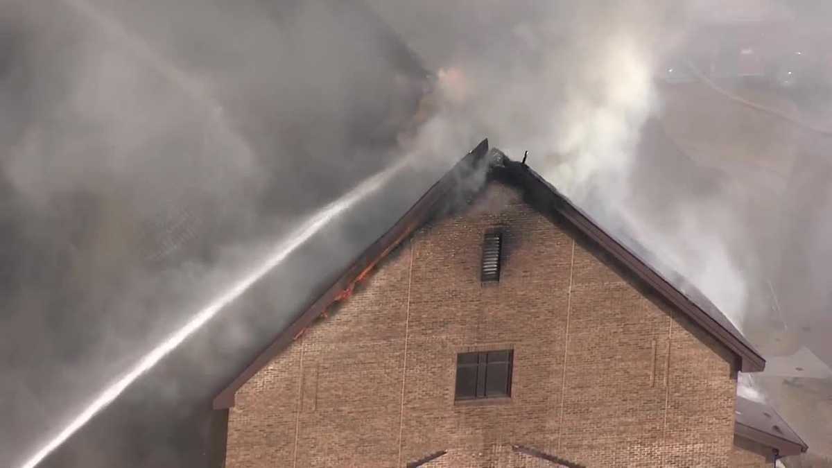 PICTURES: Fire at Advent United Methodist