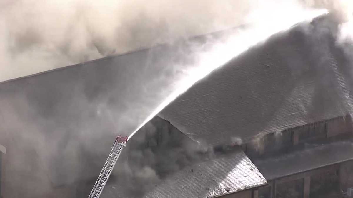 PICTURES: Fire at Advent United Methodist