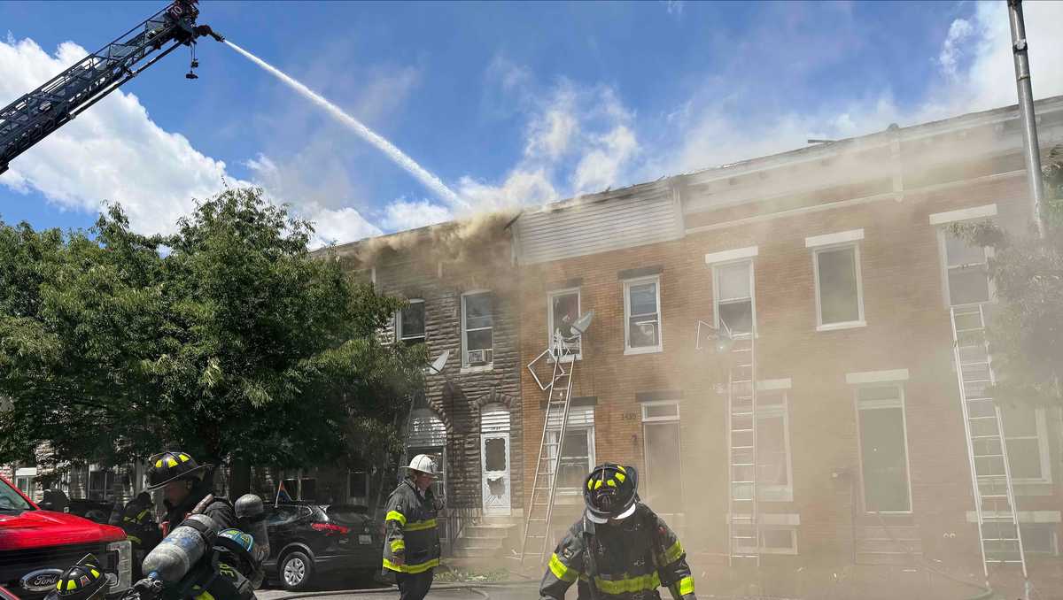 3-alarm fire involved 5 rowhomes on East Baltimore Street