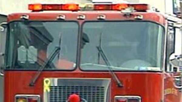 Lightning sparks blaze at Fairfield apartment complex