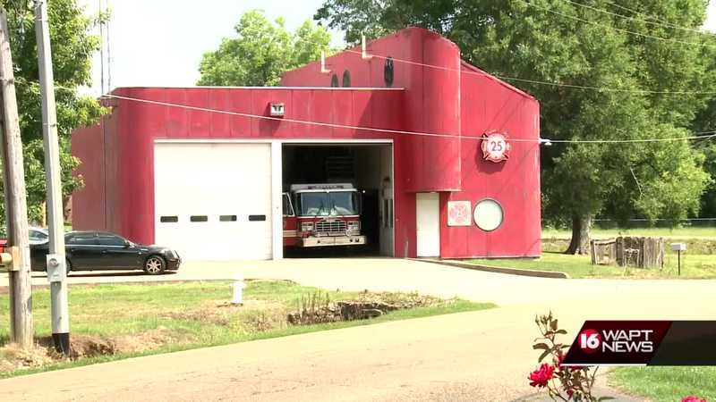Jackson fire station closed after 2 firefighters test positive for COVID-19