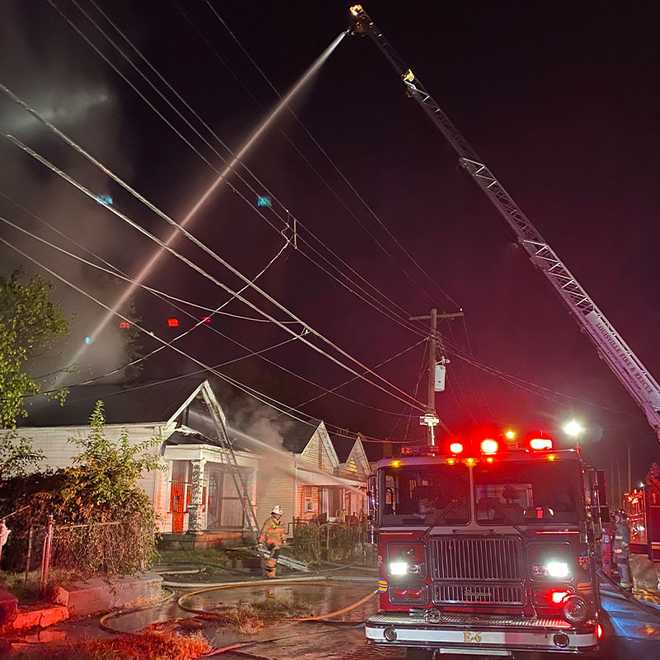 LFD: Fire destroys vacant building in Portland, damages 3 other homes