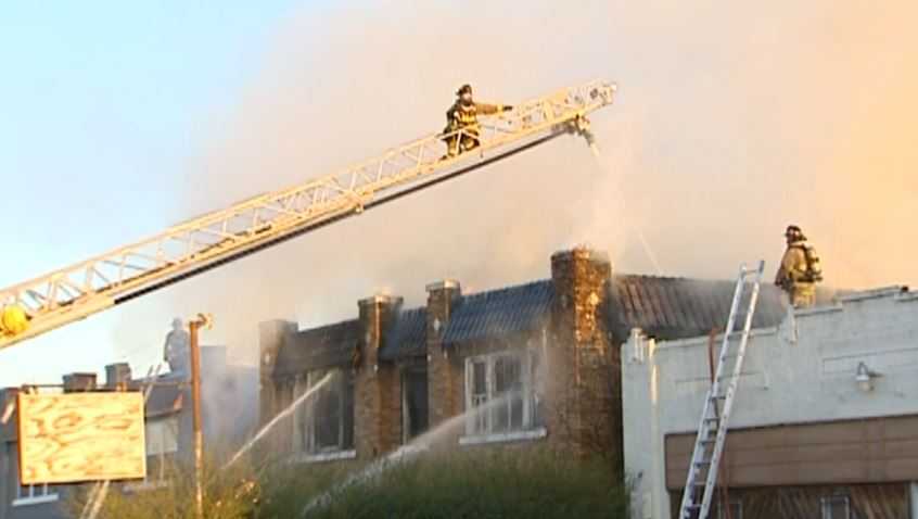 Crews contain fire at 4-plex in northwest OKC