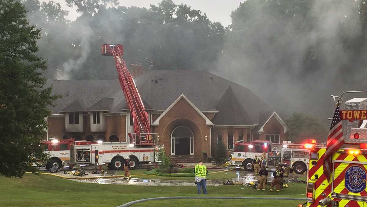 PHOTOS: Firefighter dies after 7-alarm Clarksville fire