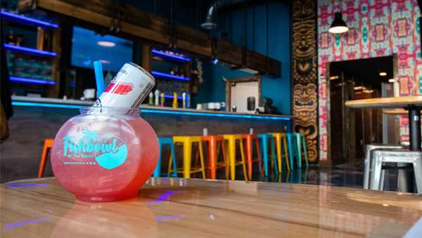 Beach-themed ‘fishbowl’ bar now open at The Banks