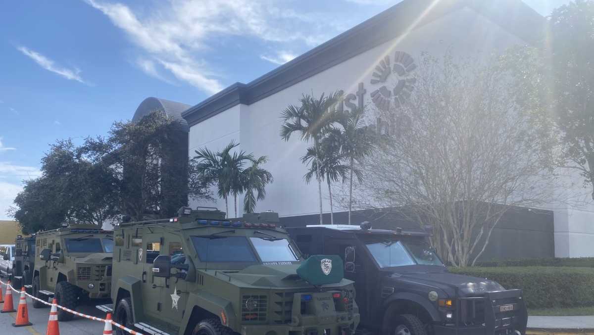 Florida officer remembered by law enforcement at memorial service