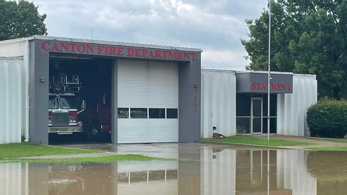 Photos: Canton residents dealing with flooding