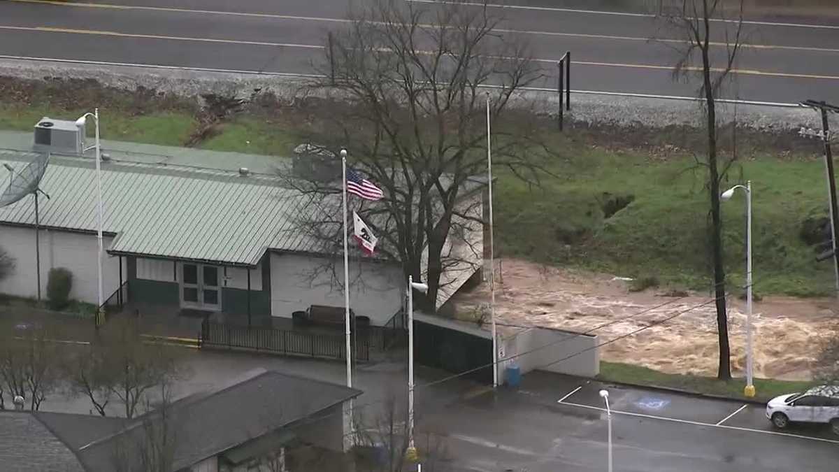 Thunderstorms move through NorCal, lead to flooding