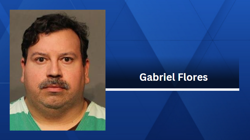 Iowa crime: 43-year-old Gabriel Flores charged with 10 counts of sexual ...