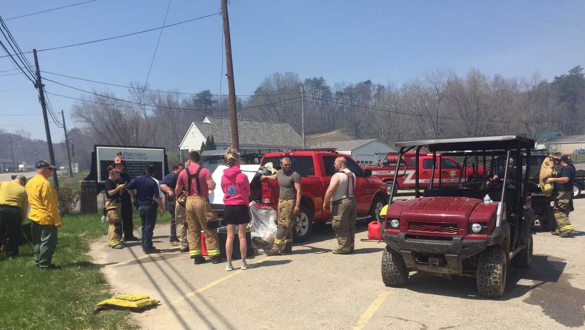 About 600 acres burn in southern Indiana brush fire