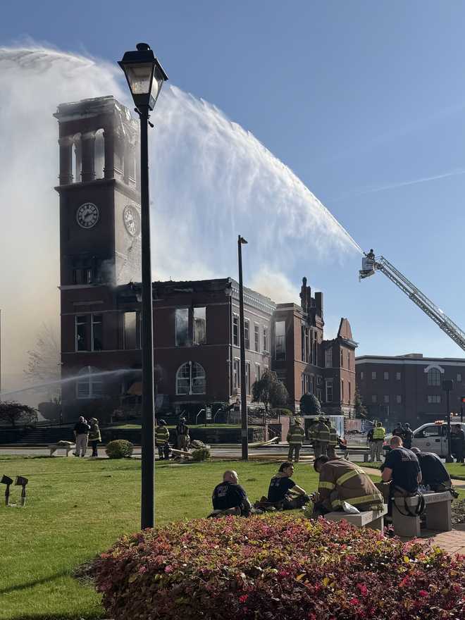 Historic courthouse in Georgia destroyed by flames