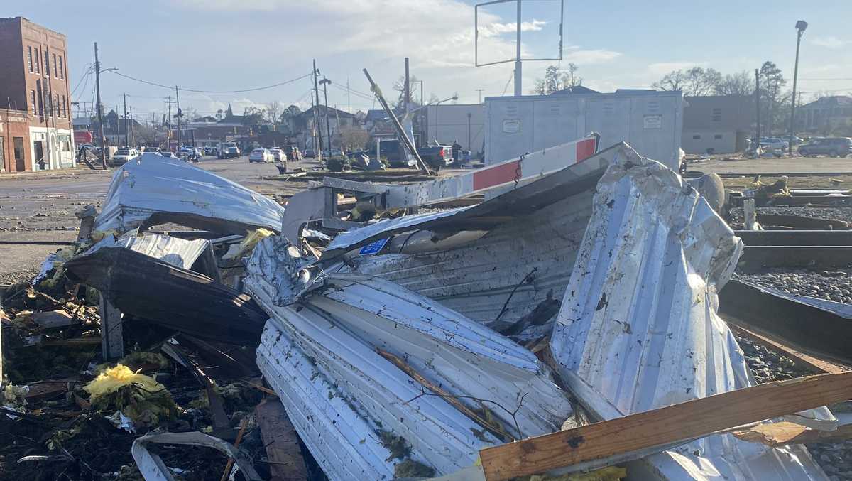 Cleanup efforts underway after devastating tornado rips through Selma
