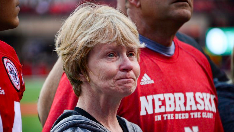 PHOTOS: Opponents honor Sam Foltz throughout season