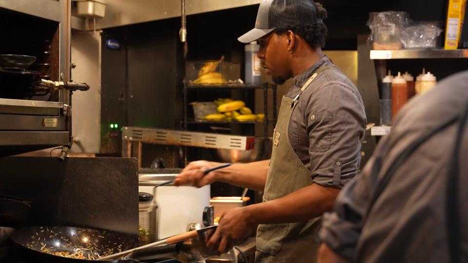 FoodWorks offers culinary training for low-income aspirants