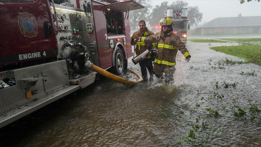 Francine damage: See photos, videos as storm slams Louisiana