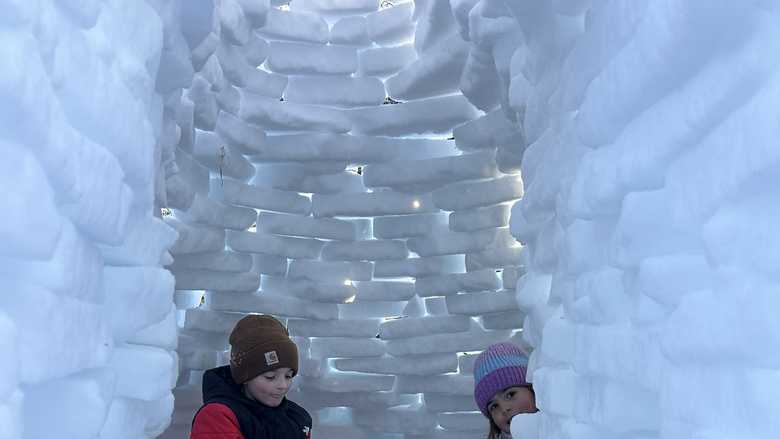 Photos: Marylanders make igloos with ice blocks
