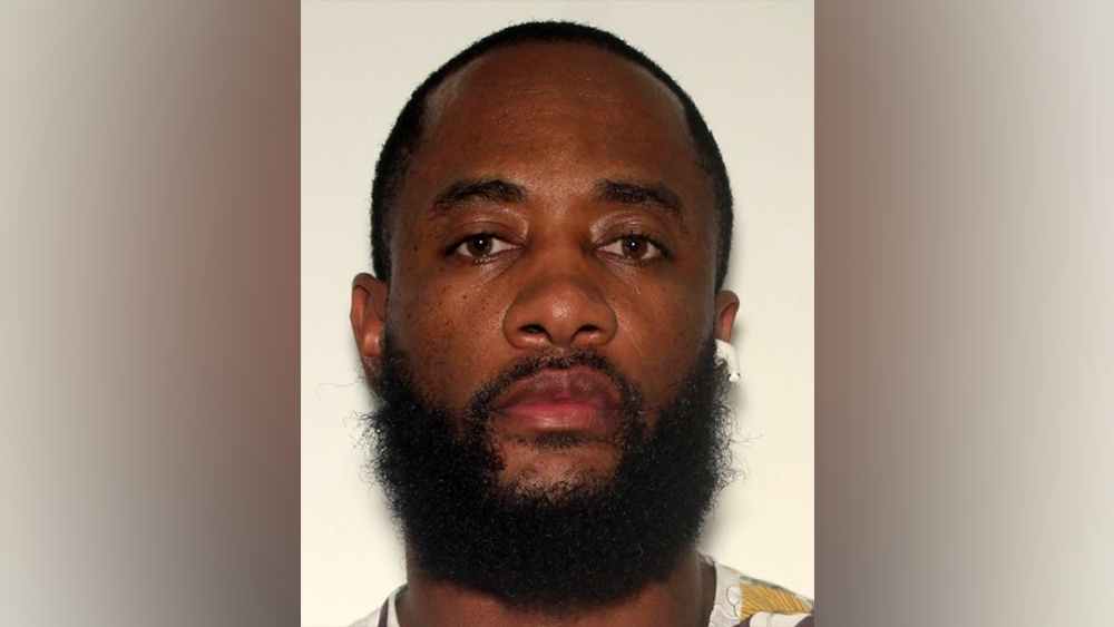 Police in Georgia searching for murder suspect on the run - WJCL