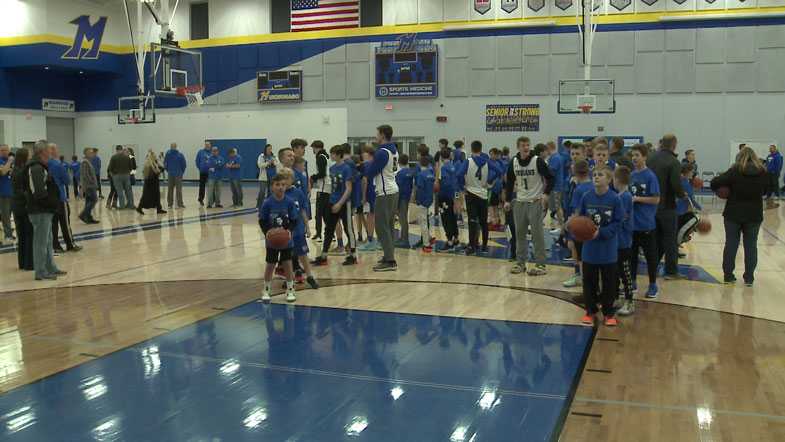 Mukwonago students pay it forward with free throws
