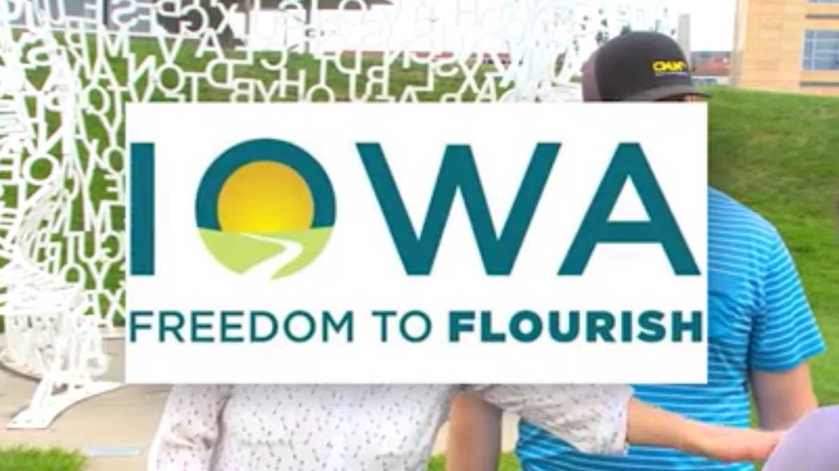 Iowans get first look at the new state logo