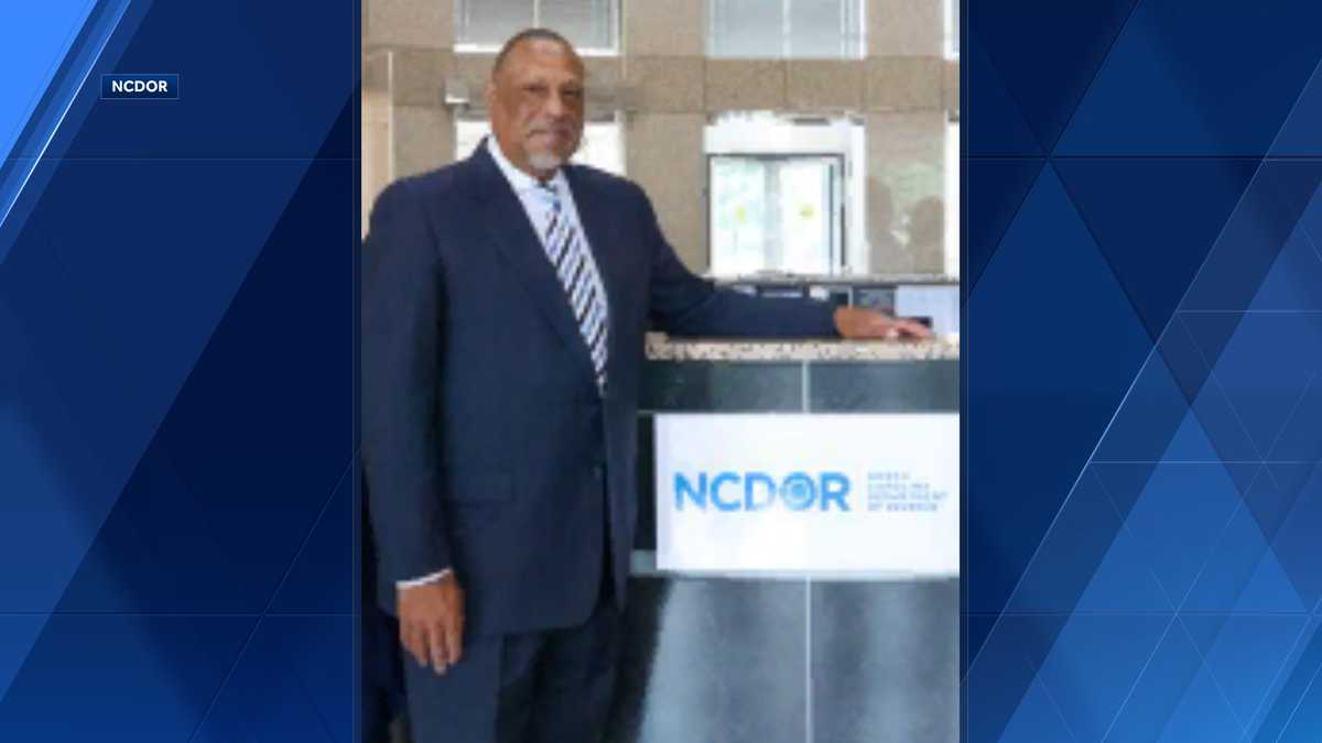 NC: Now-former NC Department of Revenue HR director charged
